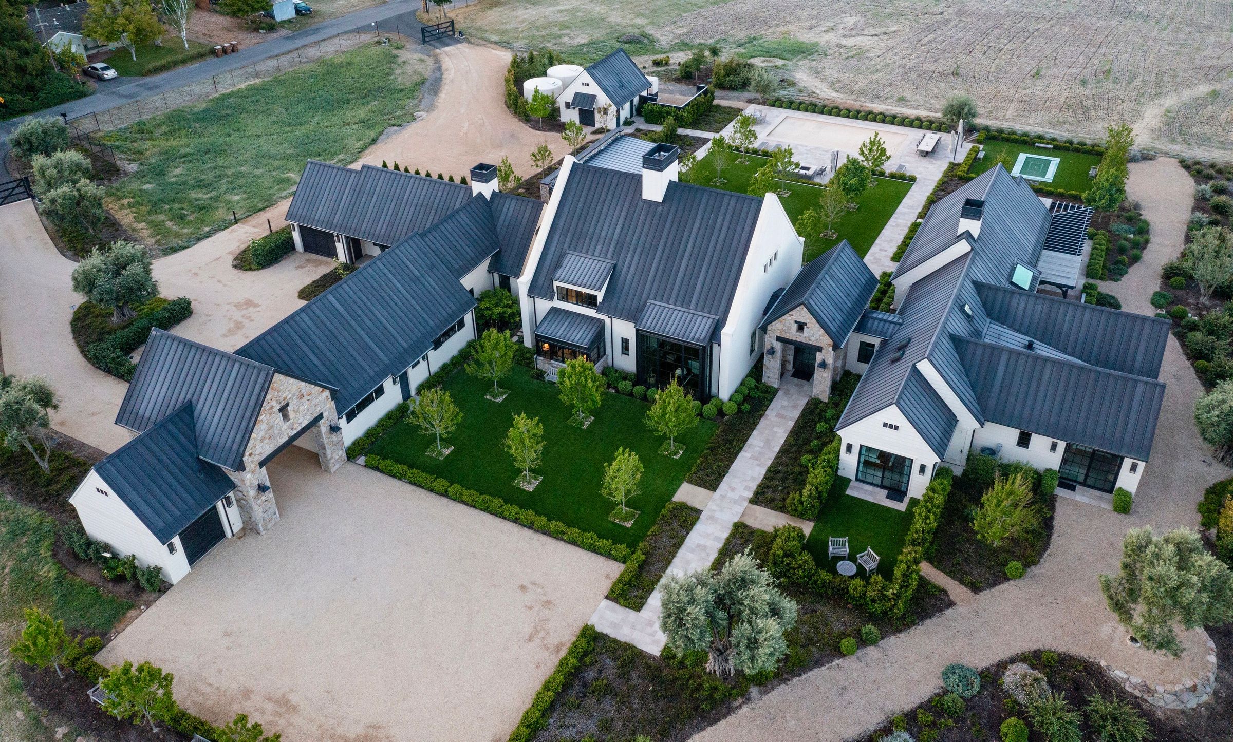 Portfolio - RESORT DESIGN ARCHITECTS