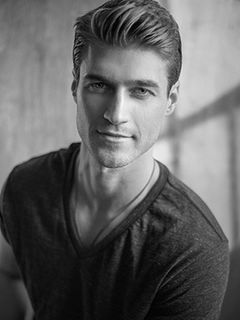 Los Angeles Model Management | White Cross Management - WHITE CROSS ...