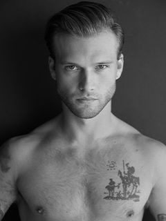 Los Angeles Model Management | White Cross Management - WHITE CROSS ...