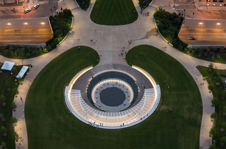 Gateway Arch Park Foundation / Gateway Arch National Park Museum and grounds, plus Kiener Plaza ...