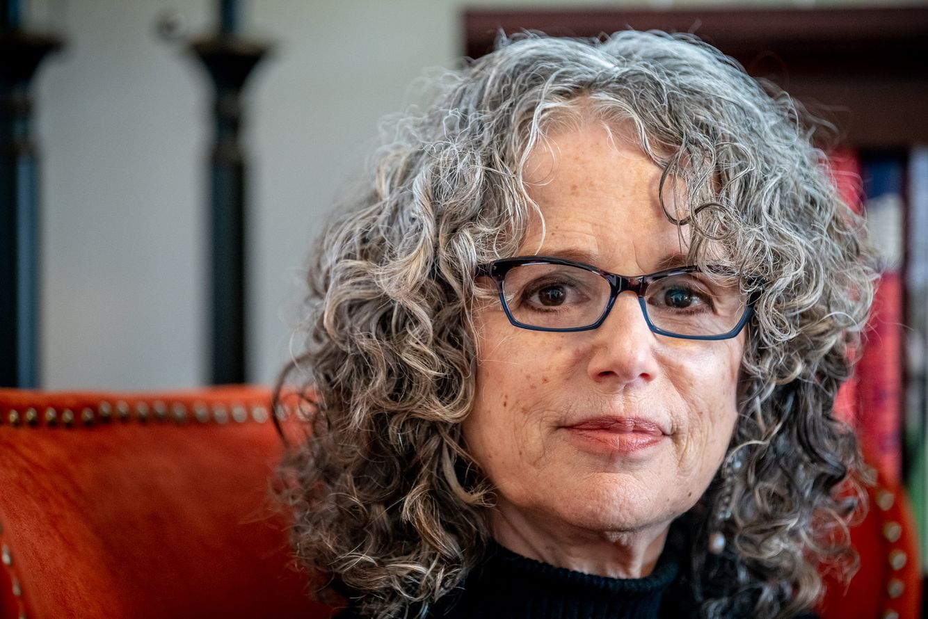 Robin DiAngelo - STUART ISETT • SEATTLE PHOTOGRAPHER