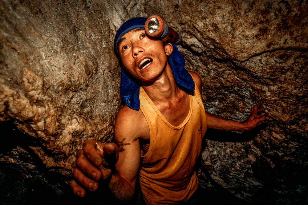 Mt Diwalwal - Gold Mining in the Philippines - STUART ISETT • SEATTLE ...